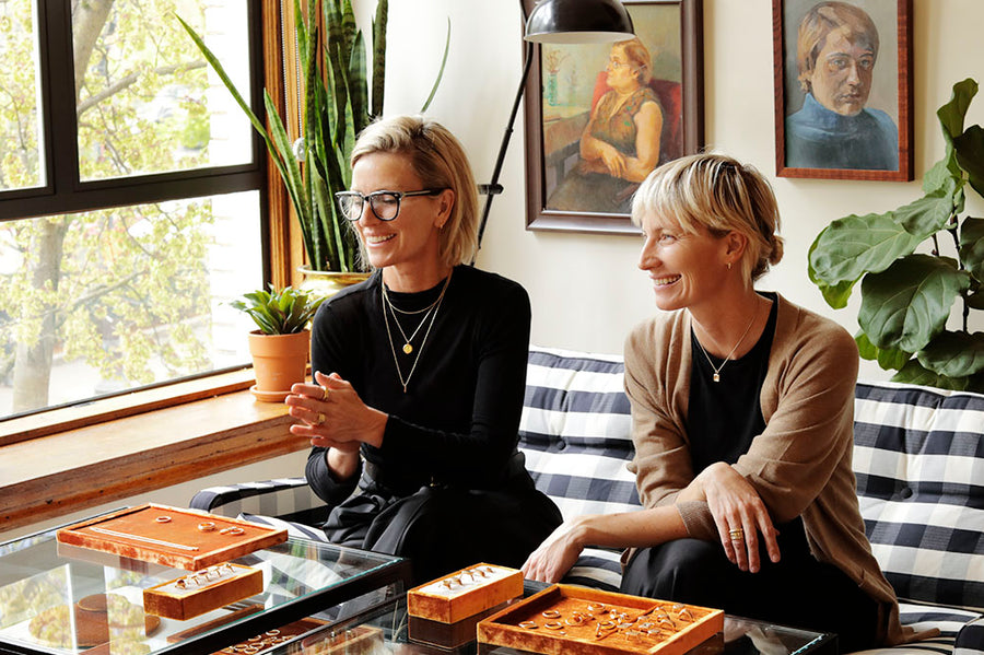 Dominus Band Grand by George Rings - 18k yellow gold 5.2mm band